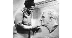 Artist Selma Burke’s 1943 Presidential Portrait Might’ve Inspired Dime ...