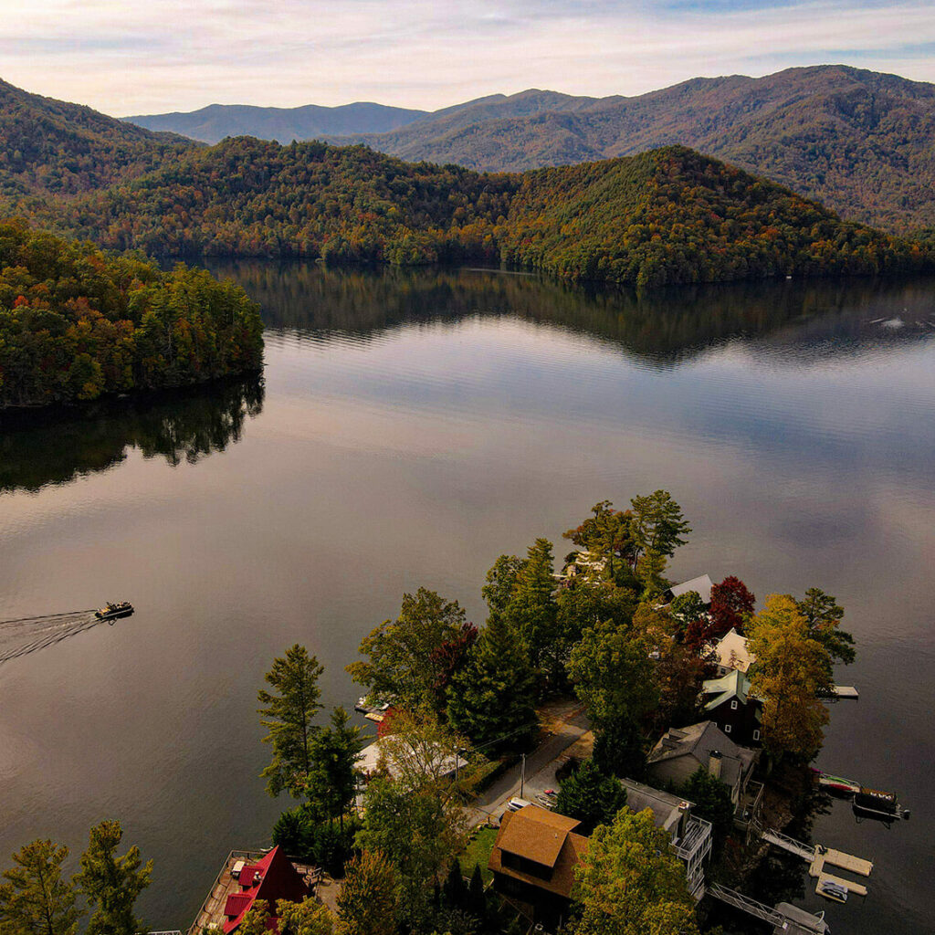 6 Ways to Explore Graham County During the Most Stunning Season | Our State