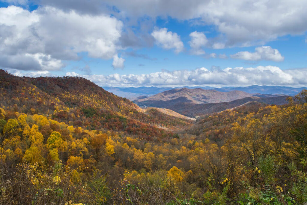 8 Scenic Drives in the North Carolina Mountains | Our State