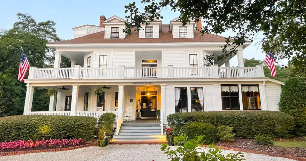 Your Guide to Pinehurst, North Carolina | Our State